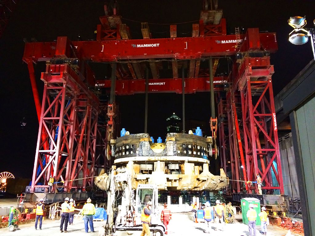 The Gallery | Tunnel boring machine cutter lifted to surface for repair ...